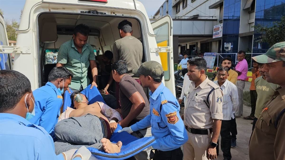 CG ACCIDENT BREAKING : दूल्हे के भाई और दोस्त की दर्दनाक मौत, शादी घर में मातम - Khabarchalisa News