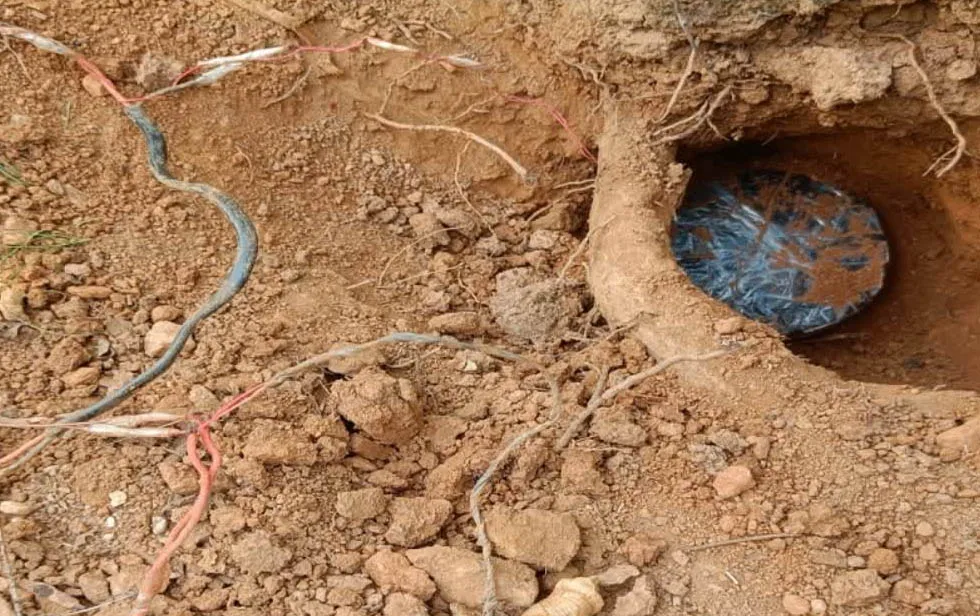 CG BREAKING : 4 किलो का IED बरामद, नक्सलियों के बड़े मंसूबे नाकामयाब - Khabarchalisa News